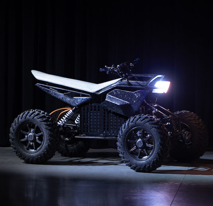 The LIVAQ EQUAD - Club For Man