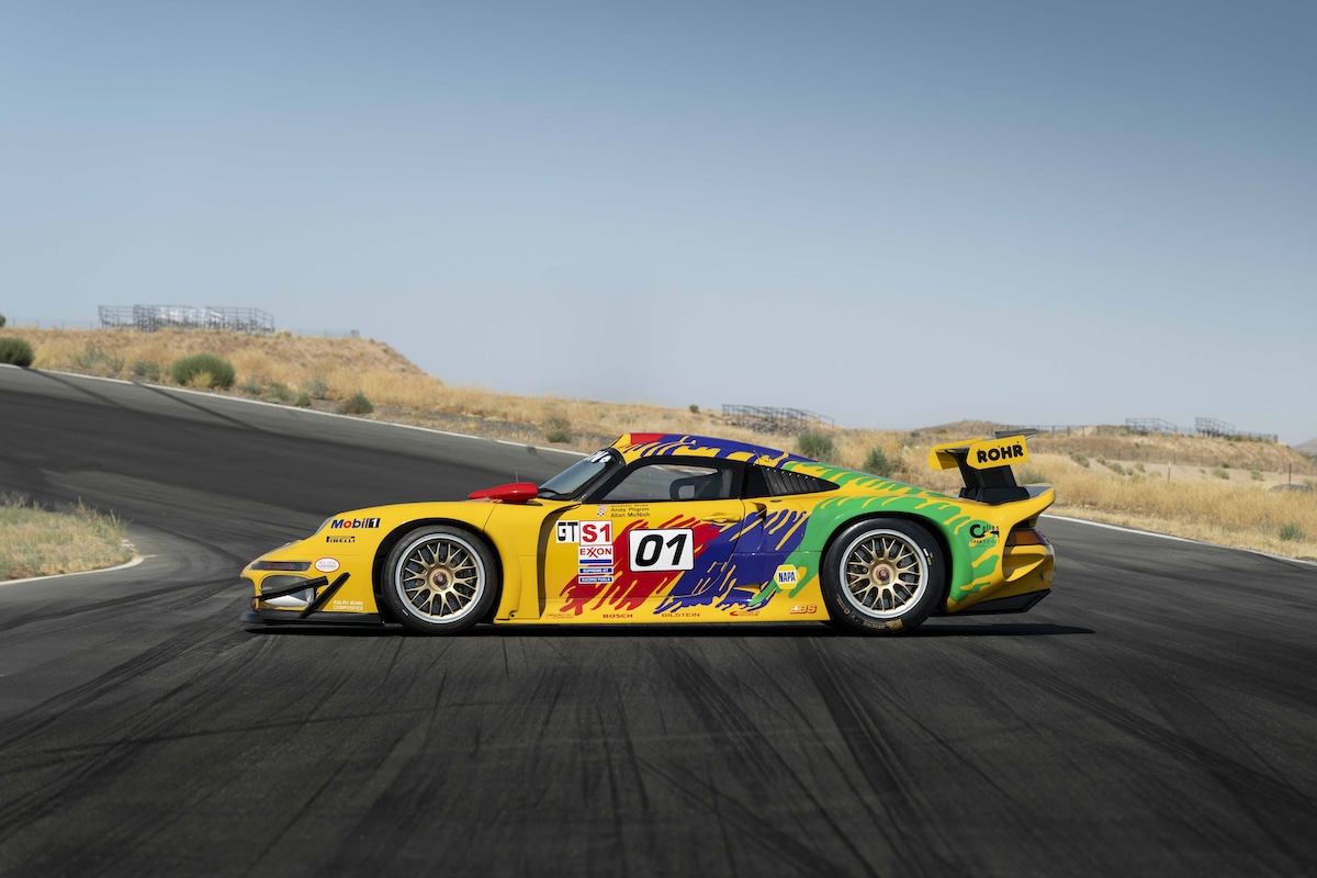 Porsche 911 GT1 Rennversion at Auction - Club For Man