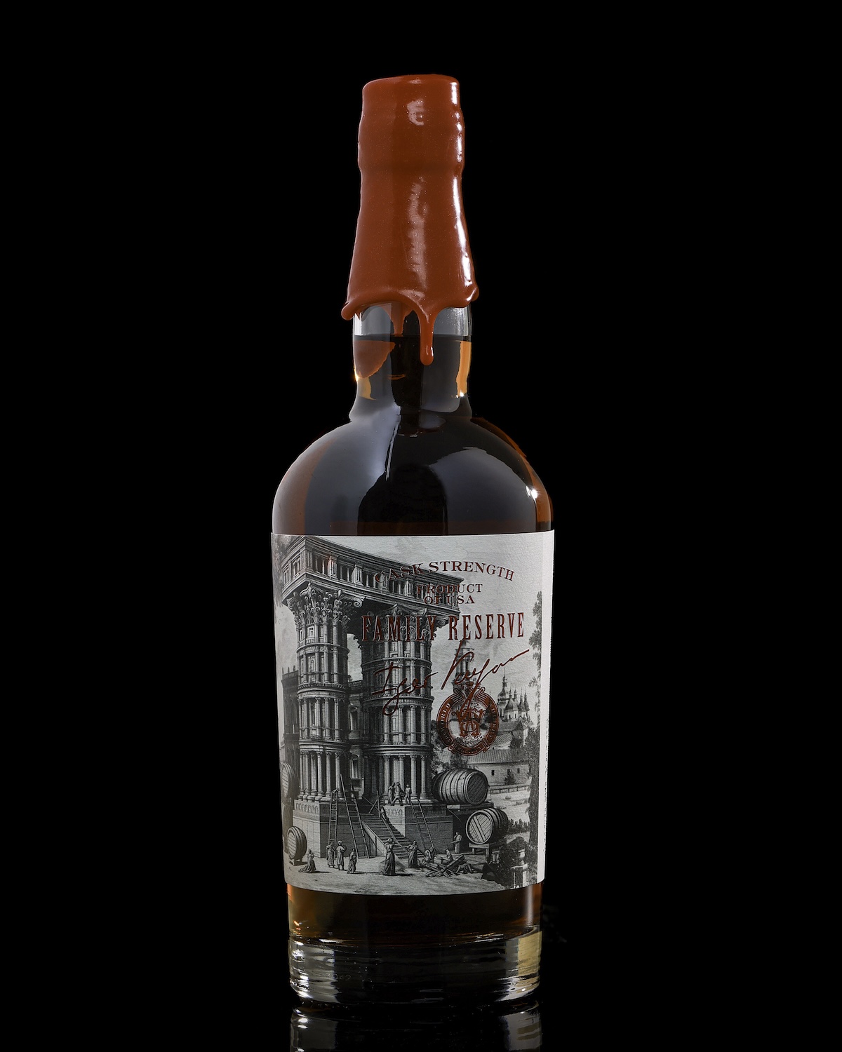 Family Reserve Whiskey 20 Year - Club For Man
