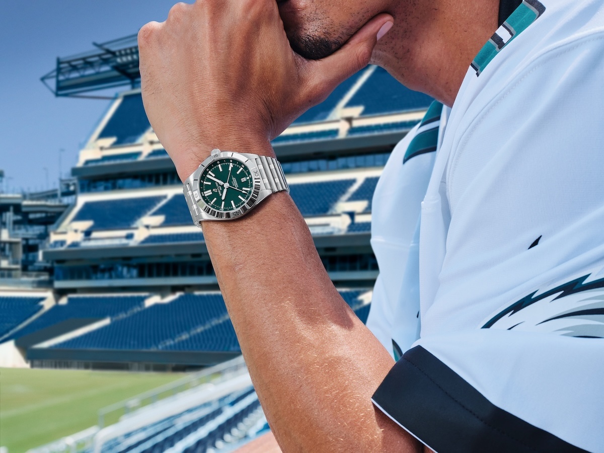 Breitling NFL Official Timepieces Huddle Up - Club For Man